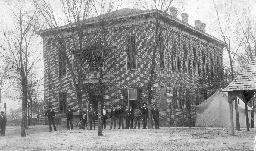 MiltonCoCourthousefront.jpg